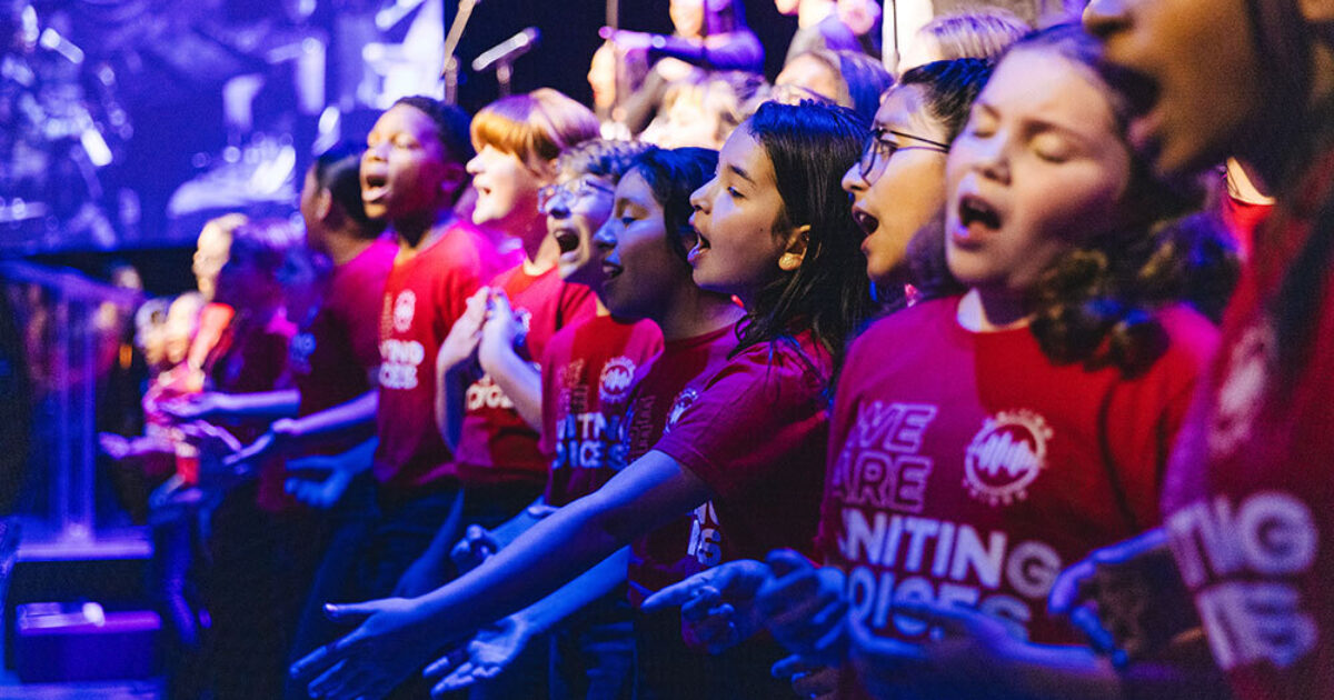 Holiday Caroling at the Chicago Cultural Center | Uniting Voices
