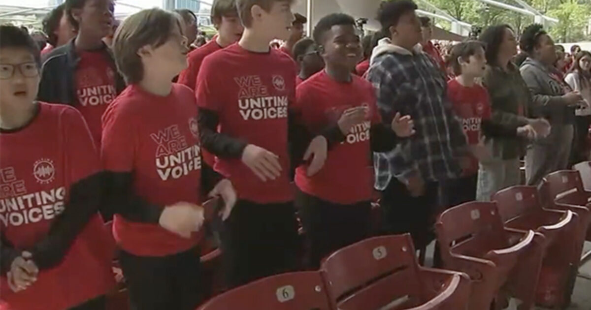 'Paint the Town Red' concert showcases 3K Chicago… | Uniting Voices
